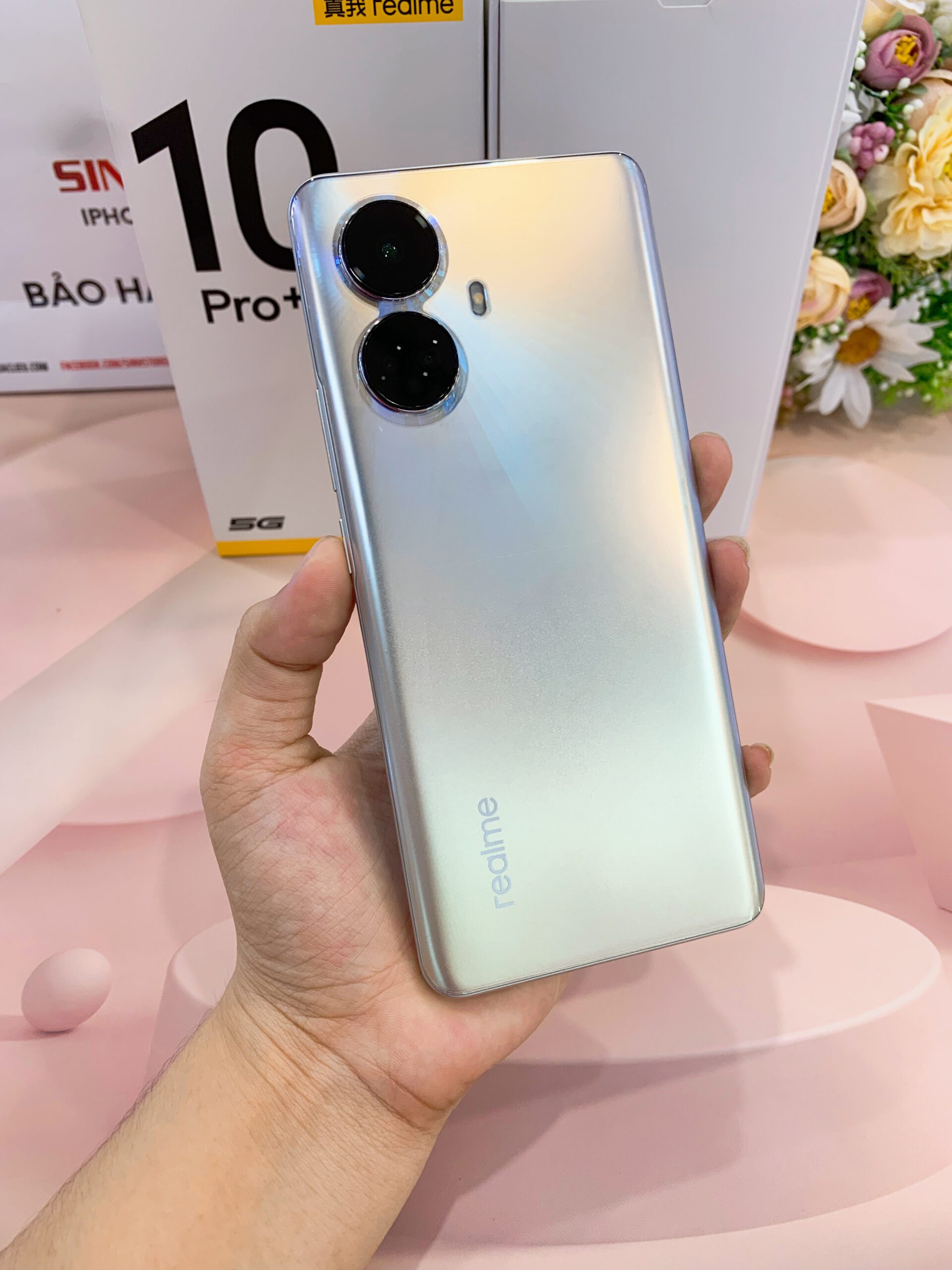 THÂU KHÁCH LÊN ĐỜI GIÁ TỐT, REALME 10 PRO PLUS FULL BOX MỚI SÀI 2 THÁNG ...